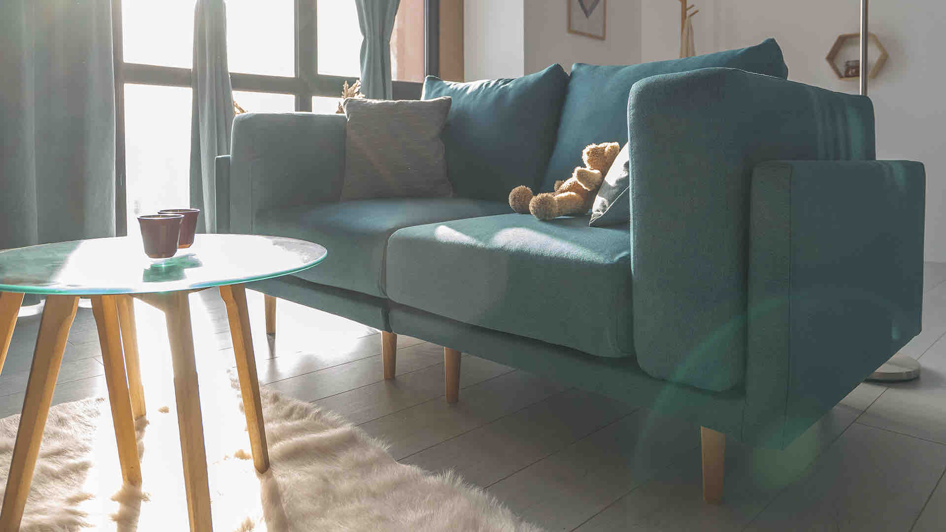 Modularni dvosed sa drvenim nožicama Clooods 2S | FEYDOM