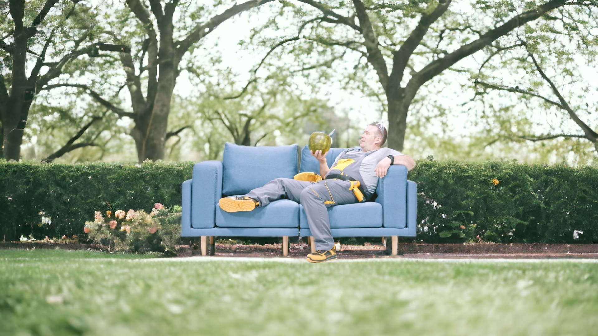 Modularni dvosed sa drvenim nožicama Clooods 2S | FEYDOM